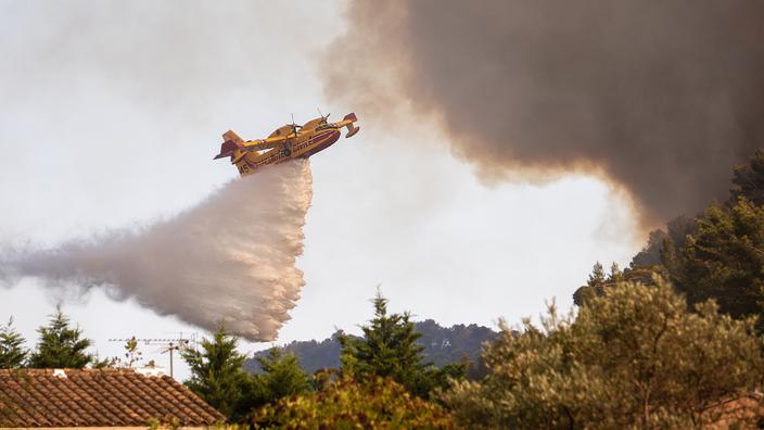 Feux de forêt : la France commande deux Canadair supplémentaires, les ...