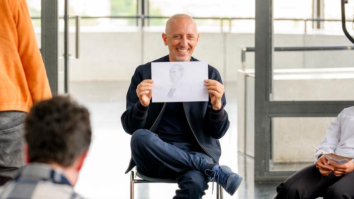 «C’était pour qu’on m’aime» : Gad Elmaleh revient sur son choix de ...