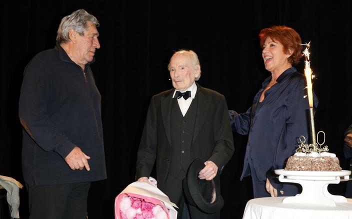 “Le corps me trahit !” : à 90 ans, Popeck prend une grande décision ...