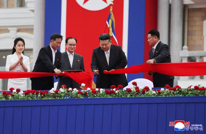 Kim Jong-un : sa femme Ri Sol-ju réapparaît après une longue absence ...
