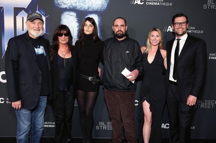 Rob et Michele Reiner tués par leur fils, leurs proches bouleversés par ...
