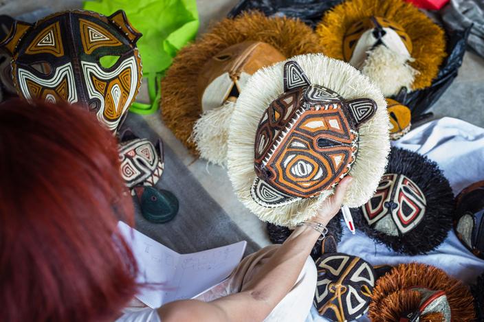 L'incroyable aventure des masques chamaniques nemboros rendus à la vie ...