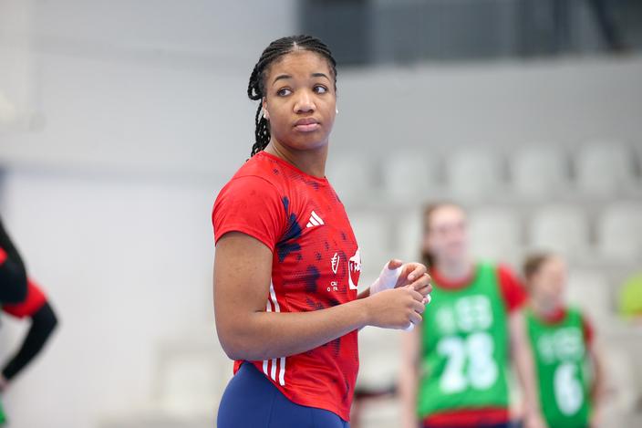 Mondial de handball : à 22 ans, Pauletta Foppa n'a plus que le monde à ...