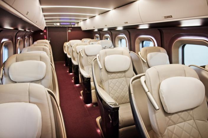Shinkansen : on a testé la première classe du train japonais à grande ...