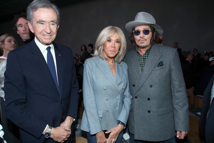 Brigitte Macron : robes couture, blazers chic, pièces en cuir… retour ...