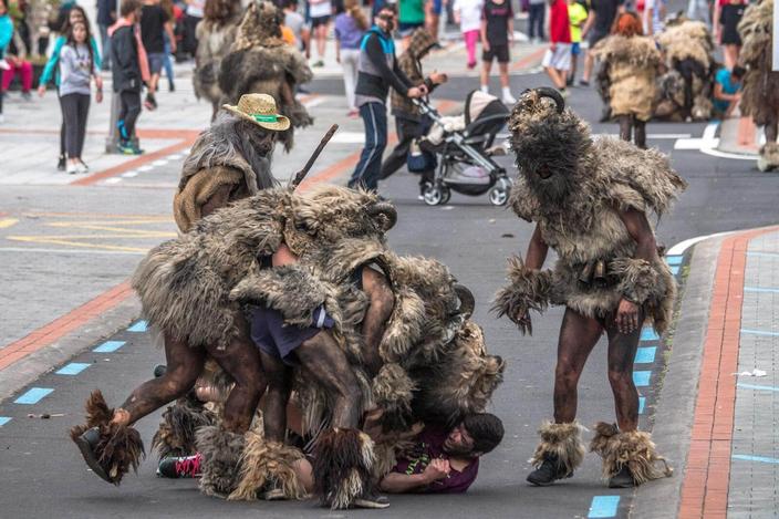 La fête est ouverte : sept carnavals à voir aux Canaries en 2026
