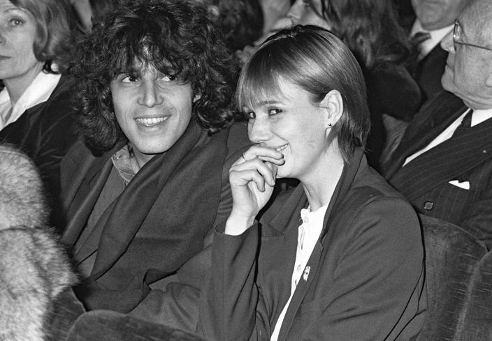 Miou-Miou : ses ex célèbres, le décès de son compagnon, ses 2 filles… Ce que l’on sait de sa vie ...