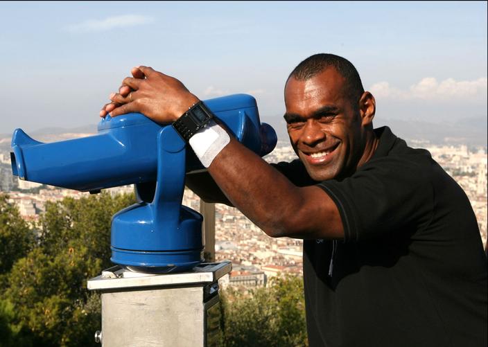 Longévité incroyable de son papa, première à 18 ans, polyvalence… Les 5 choses à savoir sur ...