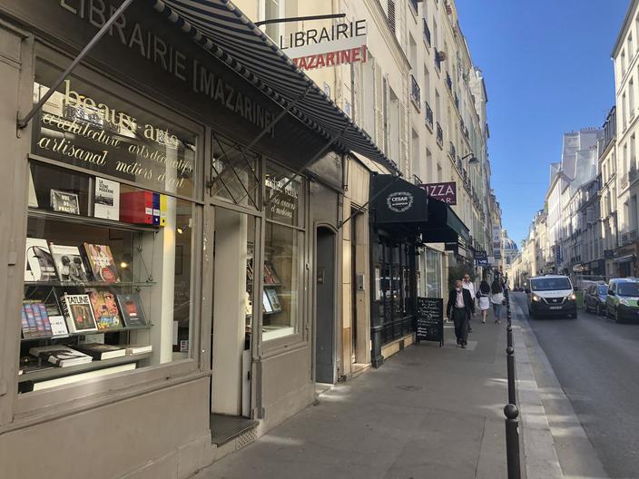 Après Boulinier, une autre librairie ferme dans le Quartier Latin