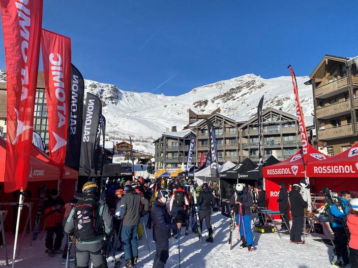 Ski, DJ ou «raclette party» : à Val Thorens et Tignes, la mise en scène ...
