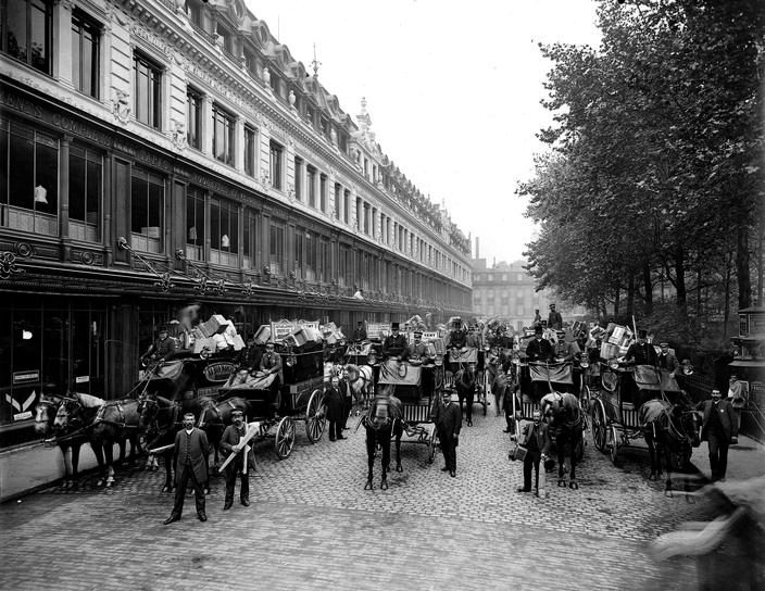 Au bonheur des visiteurs : une foisonnante exposition raconte la ...