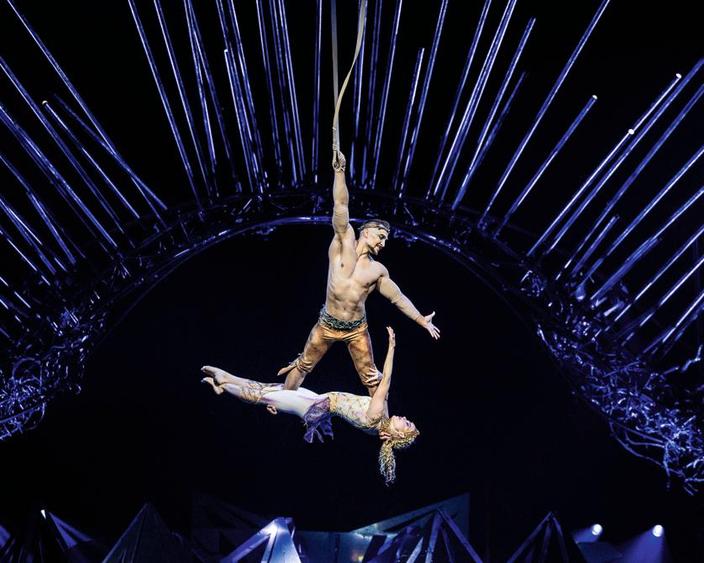 Camille Cottin dans Le Pays d’Arto, la dernière saison de Stranger ...