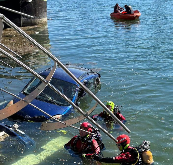 Essonne : un bus tombe dans la Seine depuis un pont, quatre personnes ...