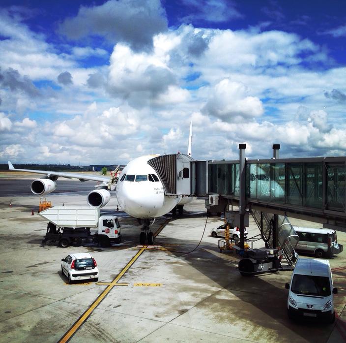 Vol direct ou vol sans escale : faites-vous la différence