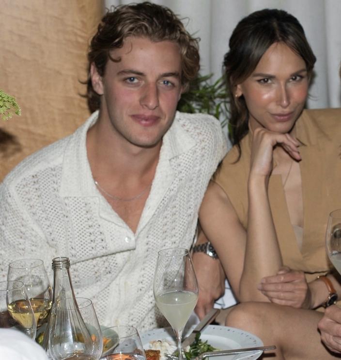 Alexander Ogilvy et Isabella Charlotta Poppius, le nouveau couple chic ...