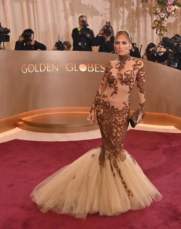 Golden Globes 2026 : Jennifer Lopez met la couture française à l ...