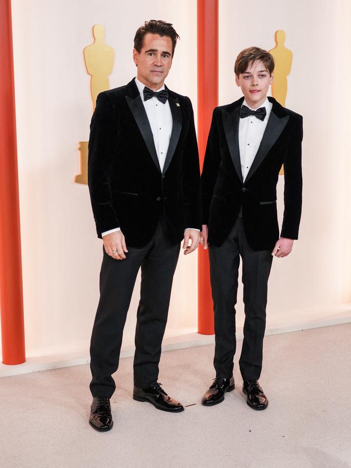 Aux Oscars, la rare apparition de Colin Farrell accompagné de son fils ...