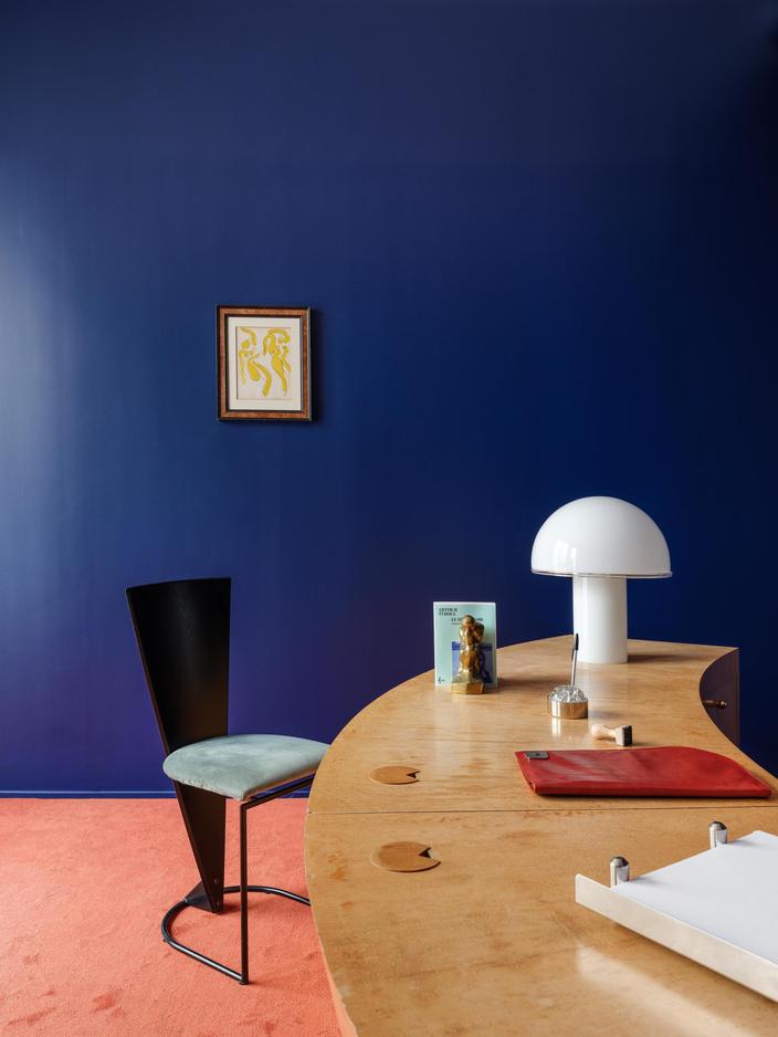 Mais qui sont ces gens qui font de nouveau poser de la moquette