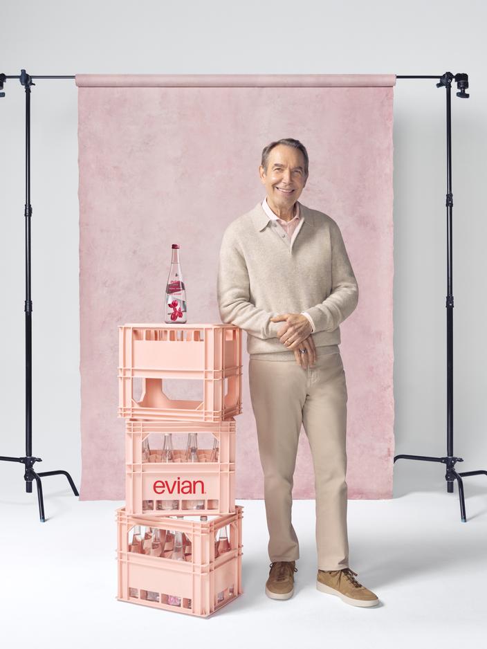 Du Jeff Koons au prix d’une bouteille d’eau, le Monogram Emblème Louis ...