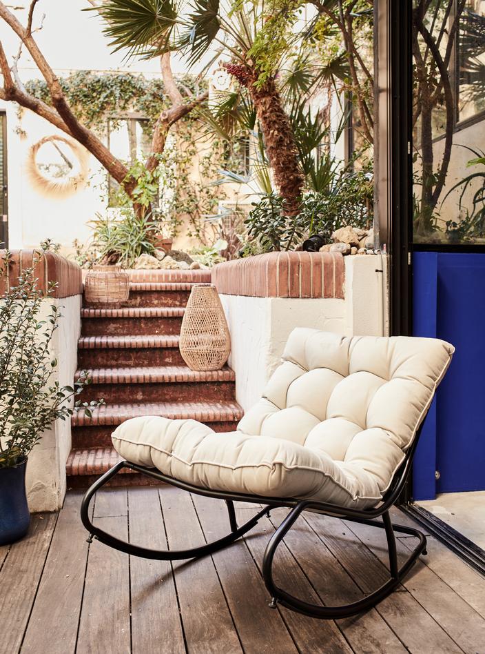 Plus design que jamais, le mobilier d'extérieur réinvente la vie dehors