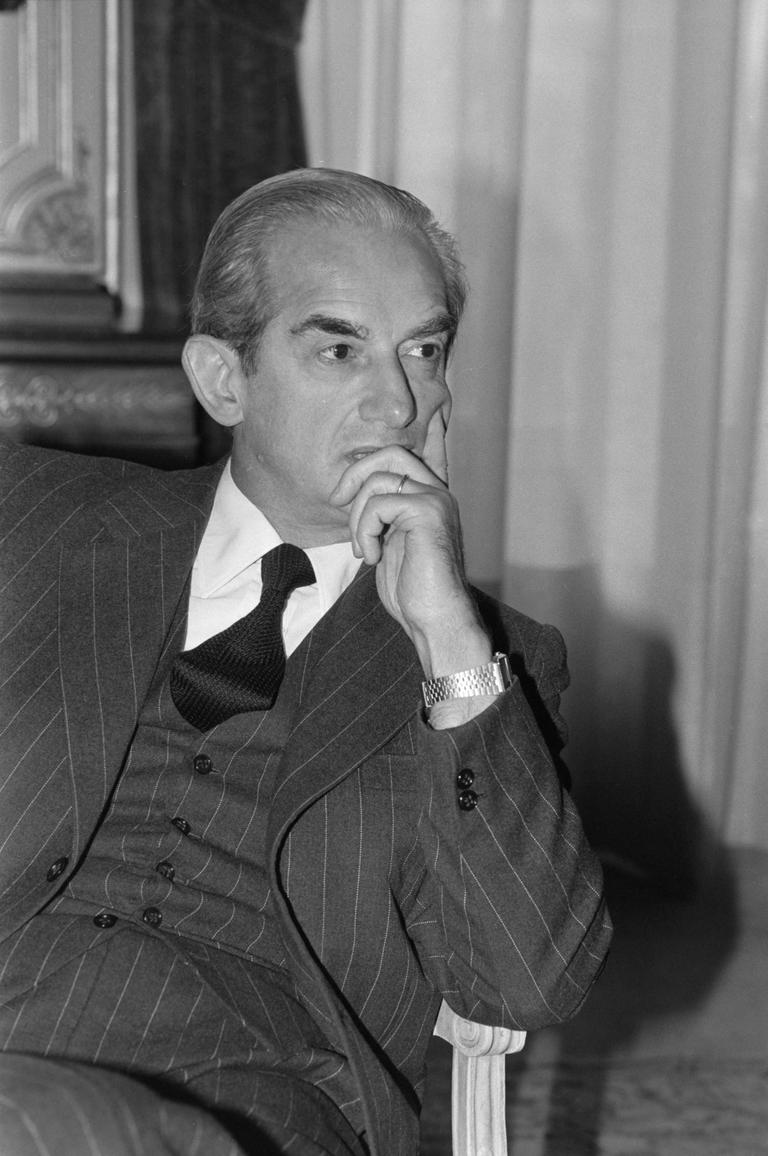 En 1983, Alain Peyrefitte, ancien ministre et théoricien de la «société ...