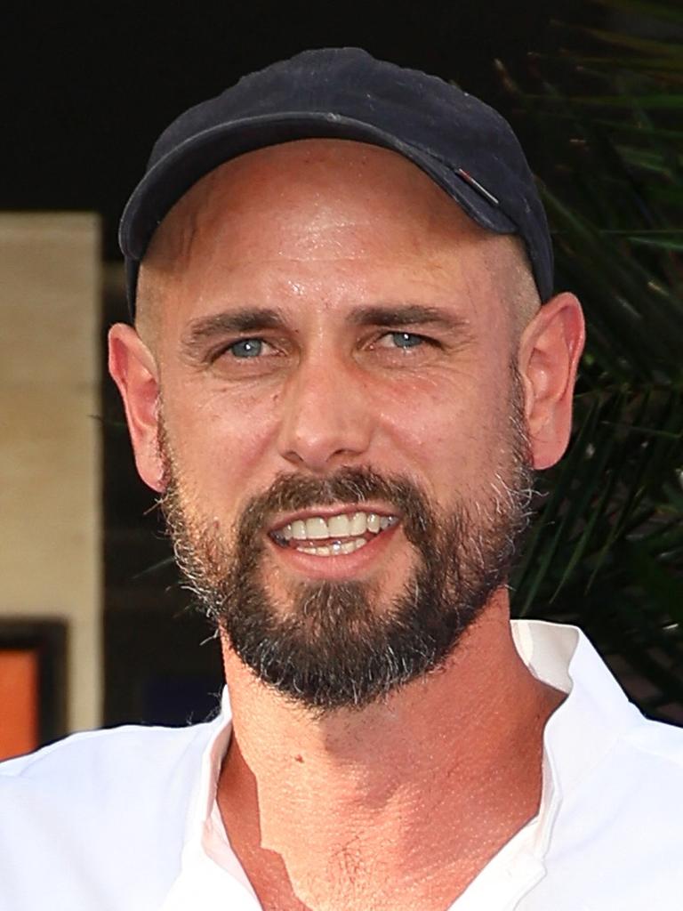 Tom Arthus-Bertrand : Biographie et actualités