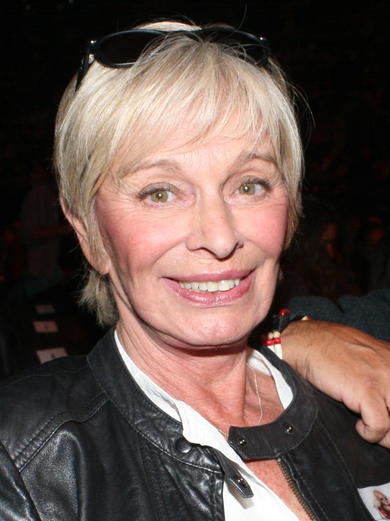 Monique François : Biographie et actualités