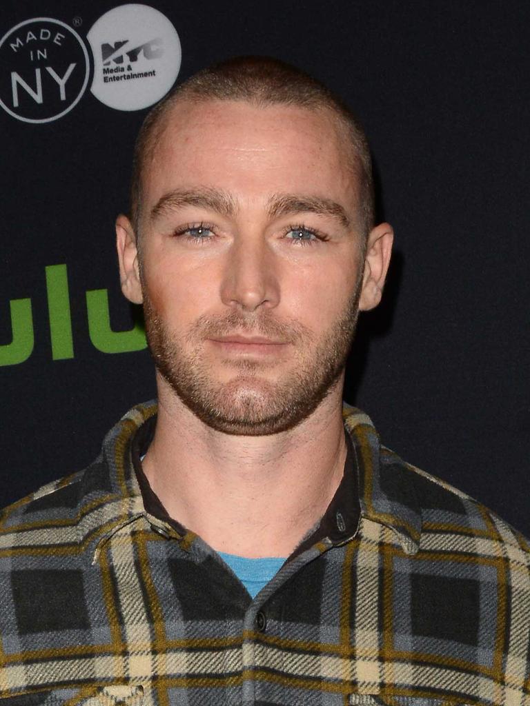Jake McLaughlin : Biographie et actualités
