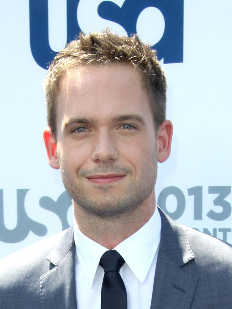 Patrick J. Adams : Biographie et actualités