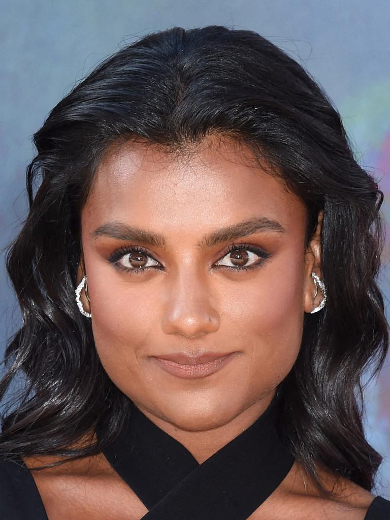 Simone Ashley : Biographie et actualités