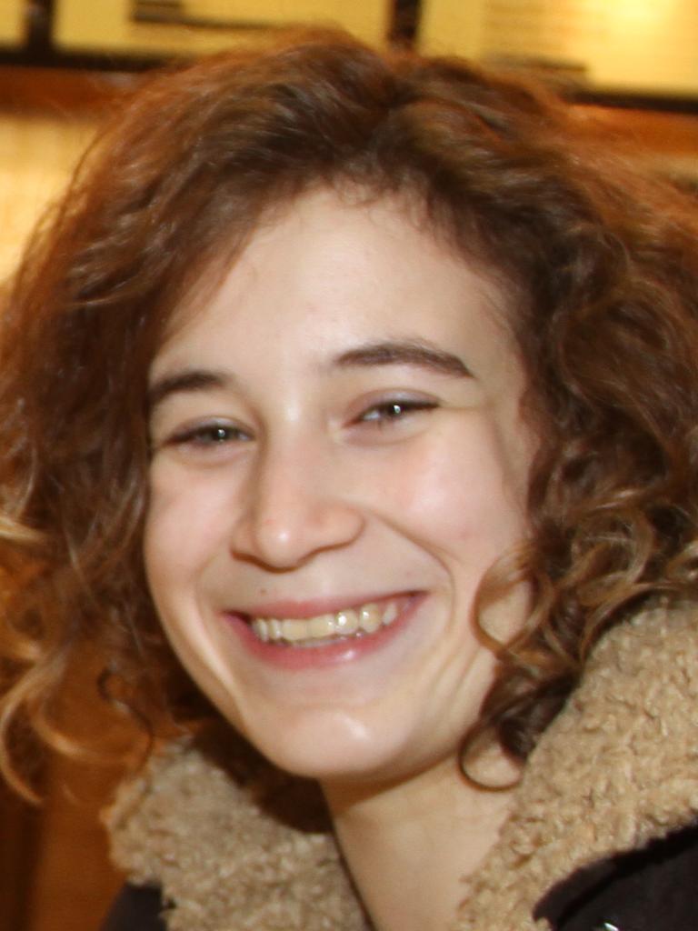 Louise Loeb : Biographie et actualités