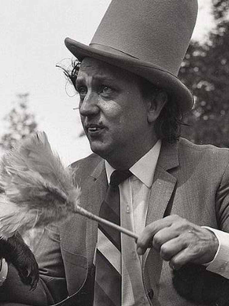 Ken Dodd : Biographie