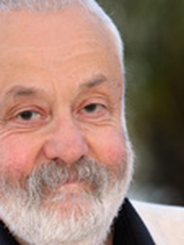 Mike Leigh : Biographie