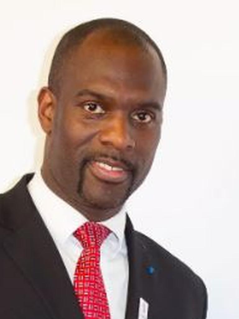 Pascal Gentil : Biographie