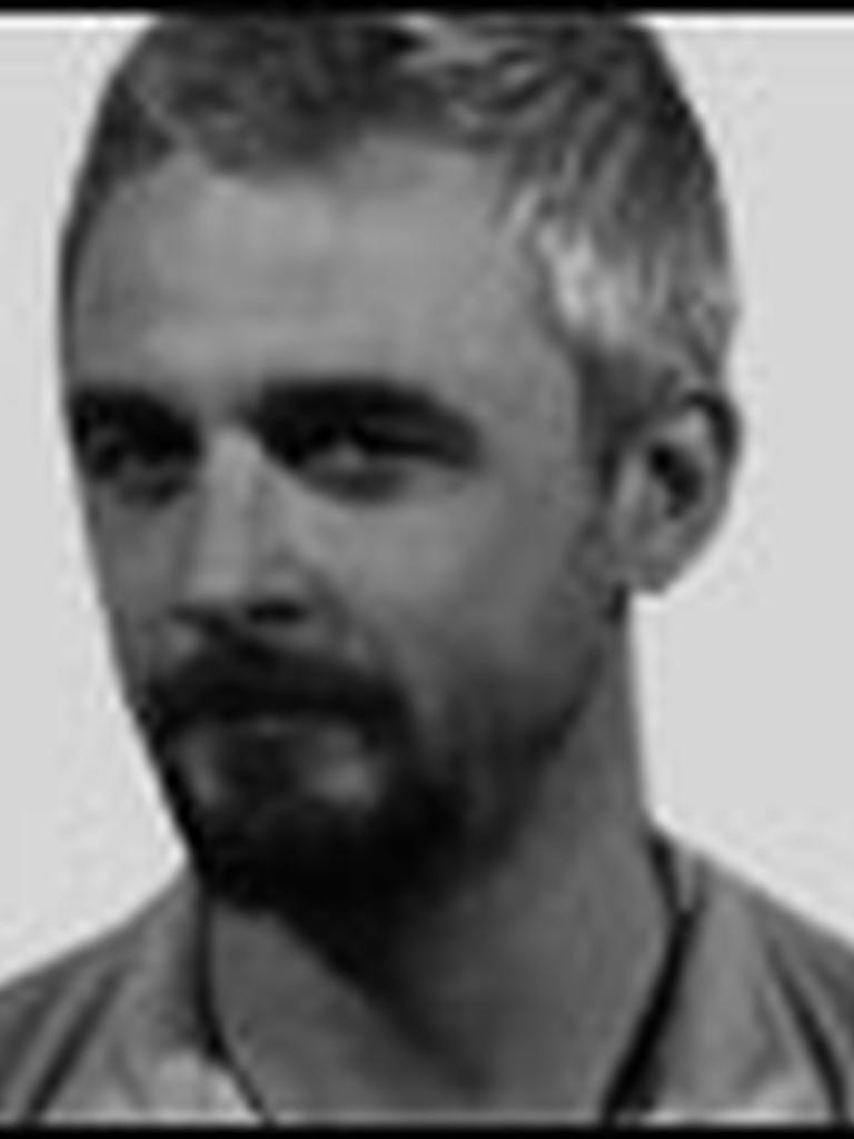 Michael Rowe : Biographie