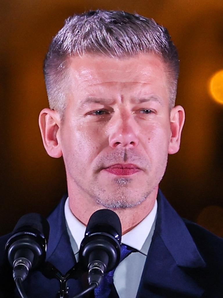 Péter Magyar : Biographie et actualités