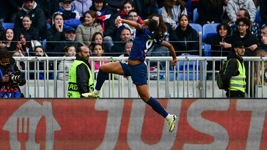 EN DIRECT - Lyon-PSG (F) : l’OL renverse la rencontre, le Groupama ...