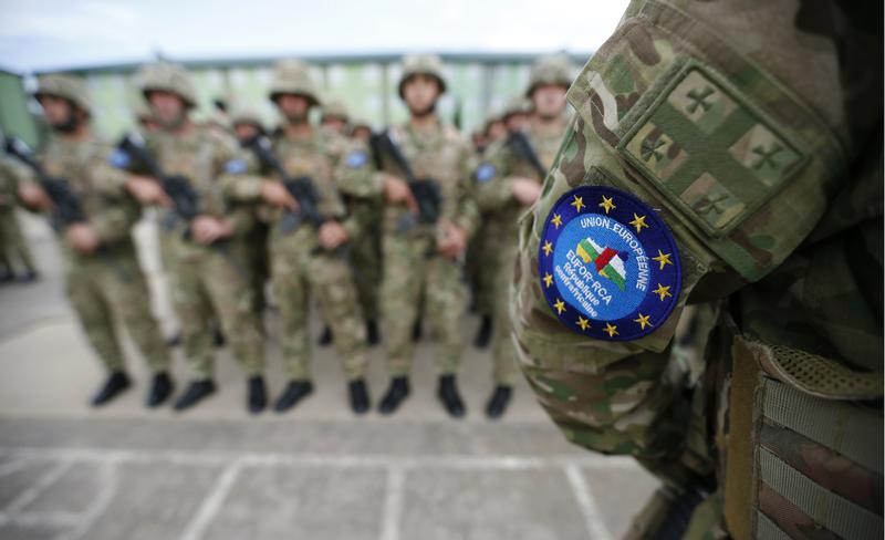 Une majorité de Français favorable à une armée européenne