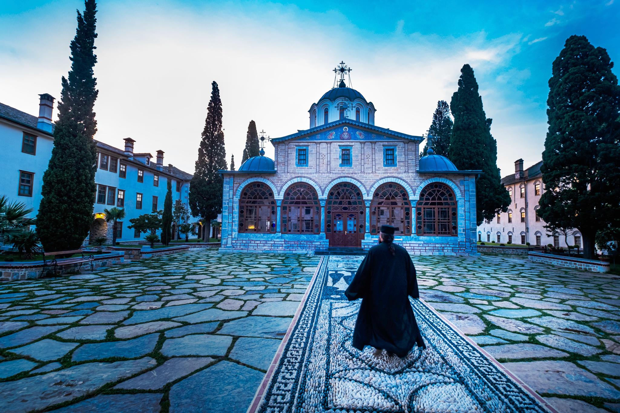 Notre immersion en Grèce avec les moines reclus du Mont Athos