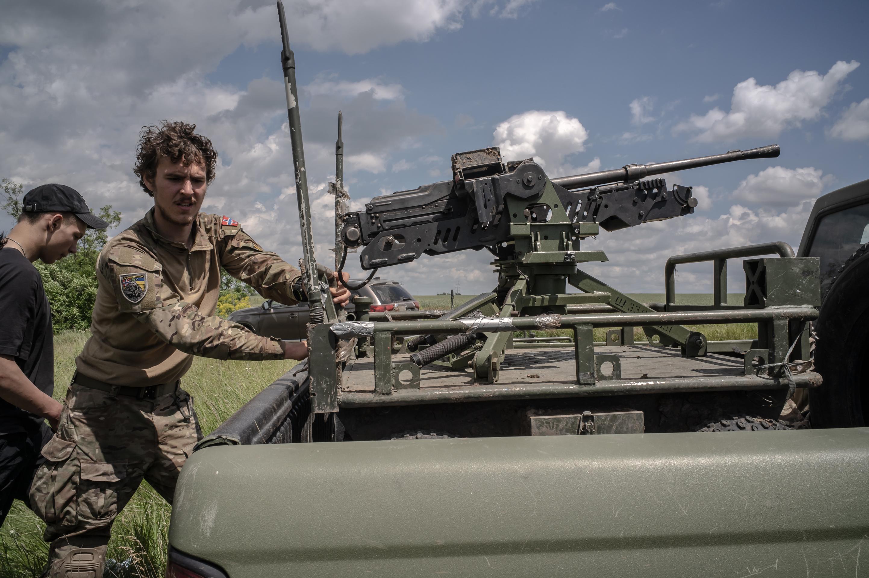 En Ukraine, des robots tueurs sur le champ de bataille : le récit de l ...