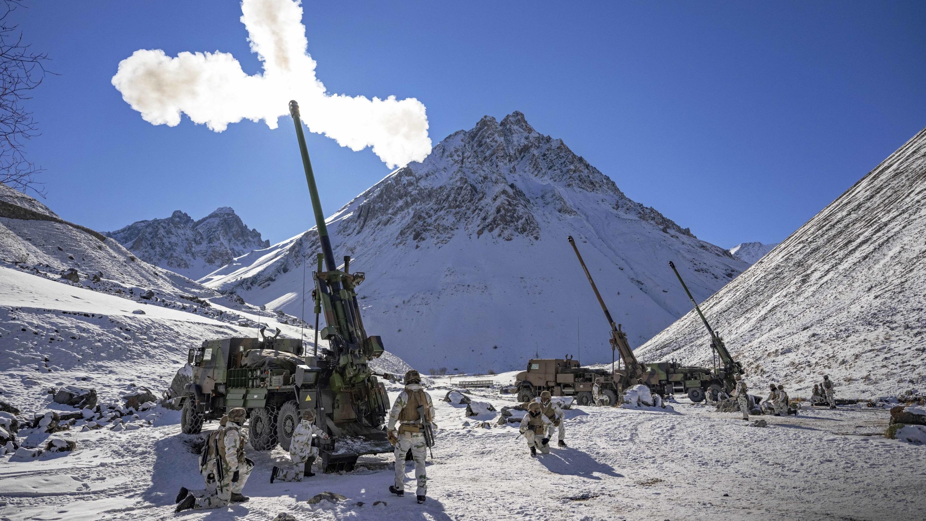 Notre visite dans la très confidentielle fabrique du Caesar, ce canon ...