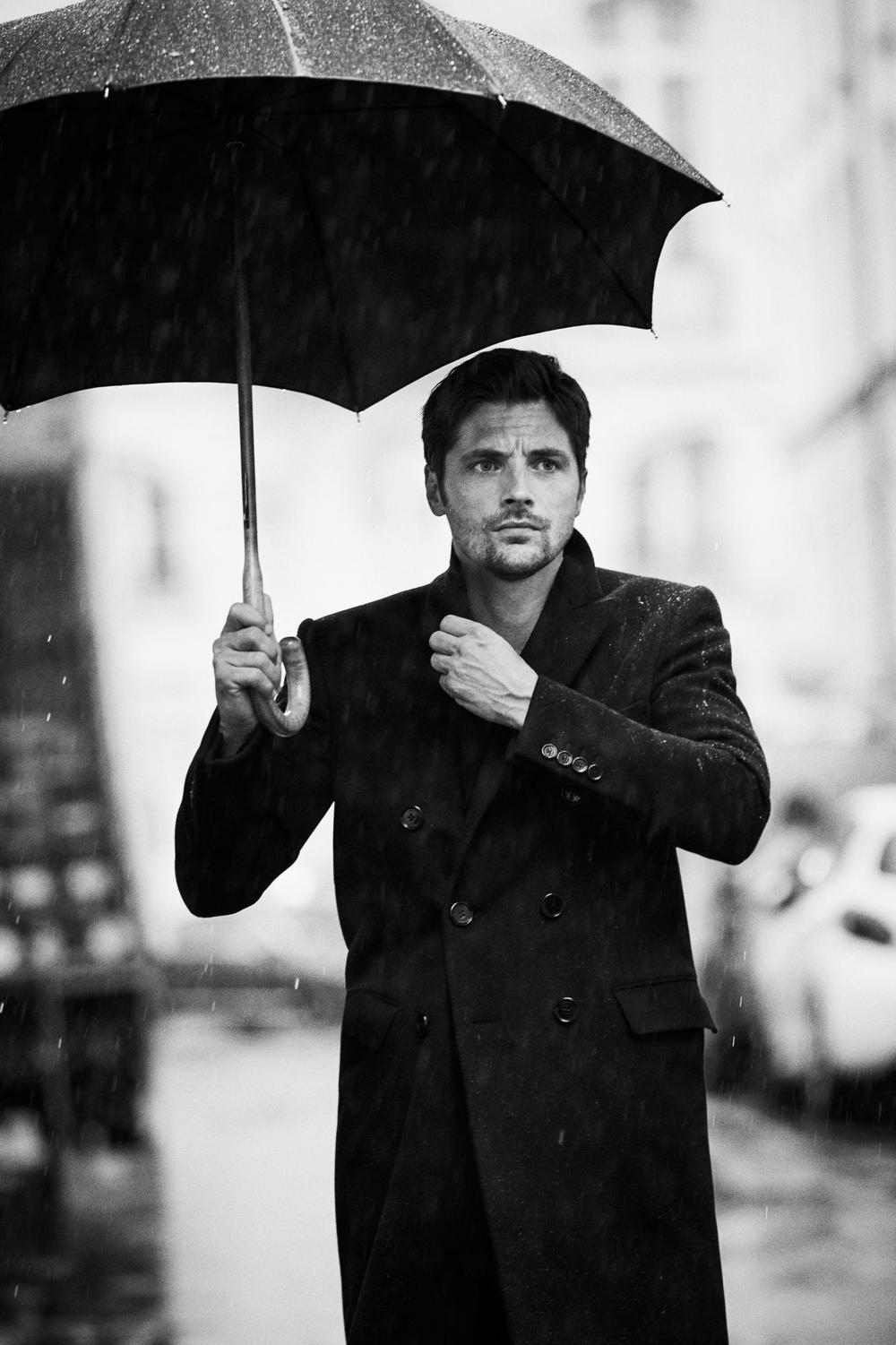 Les habits neufs de l’homme moderne