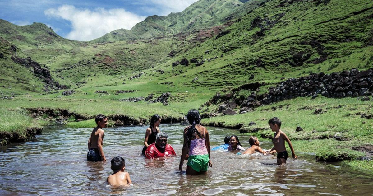 Sur l’île de Rapa Iti, avec les Français du bout du monde