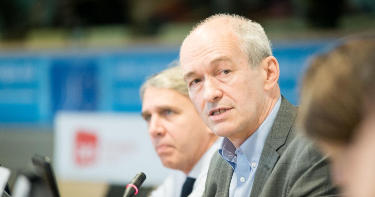 Richard Corbett, l’élu qui a changé les règles des auditions des ...