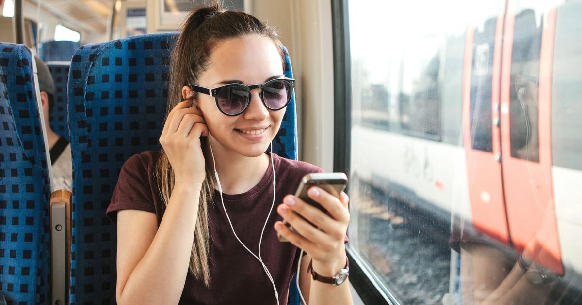 Les audiences du podcast Code Source surpassent les espérances du Parisien