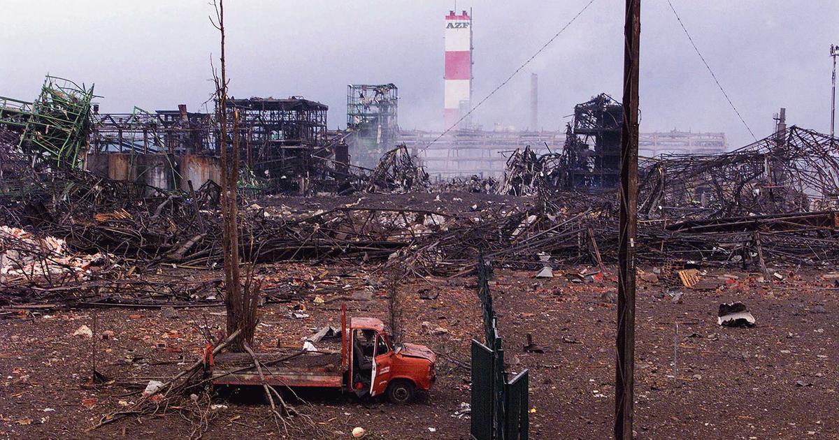 Vingt ans après l’explosion d’AZF, Toulouse panse encore ses plaies