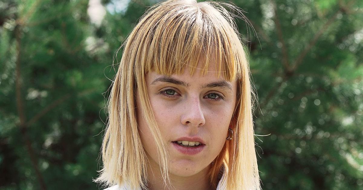 Elise Bay Olsen, "millennial" who believed in paper - Buna Time