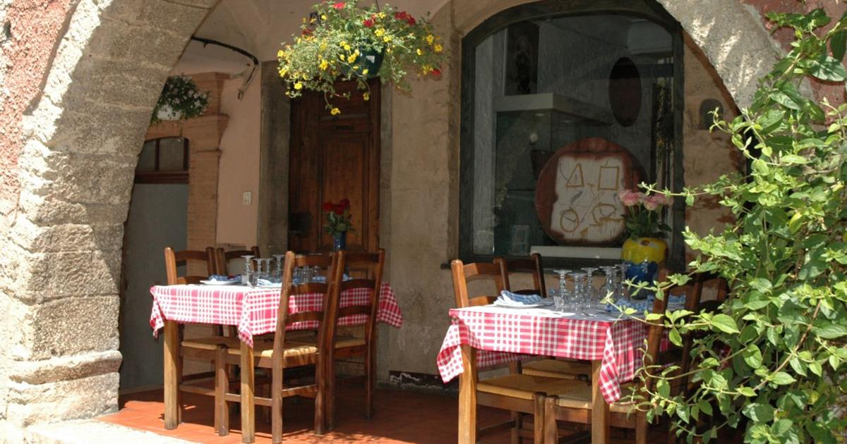 Le restaurant Les Arcades, rendez-vous des gourmets de la Côte d’Azur