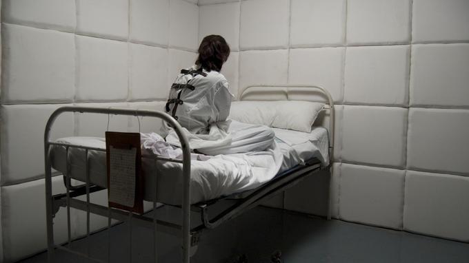 Psychiatrie: de nouvelles limites à l’isolement et à la contention