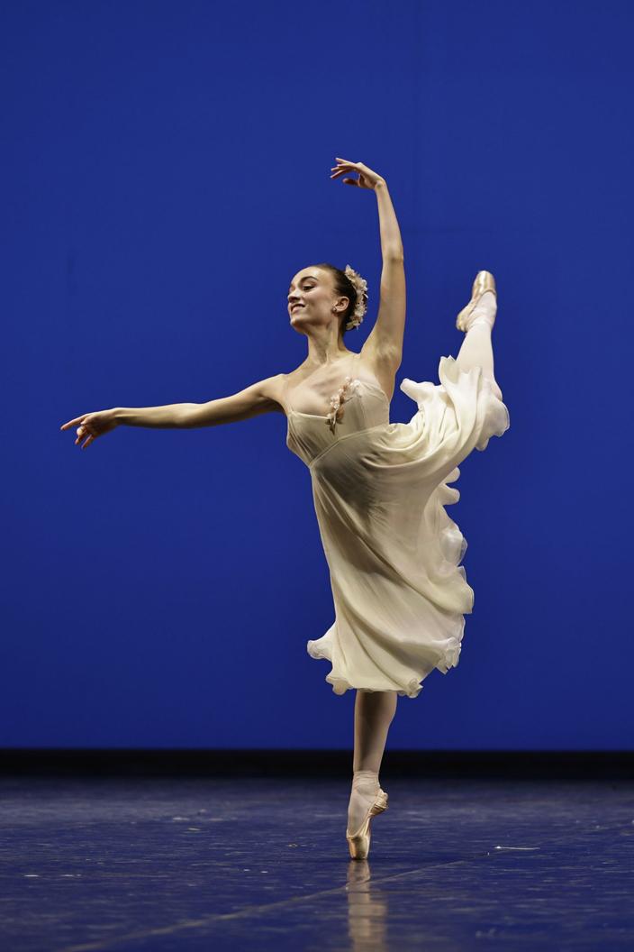 Ballet de l’Opéra de Paris: huit jeunes que nous suivons et sur ...